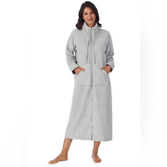 stan herman | Intimates & Sleepwear | Womens Stan Herman Dimple Plush ...